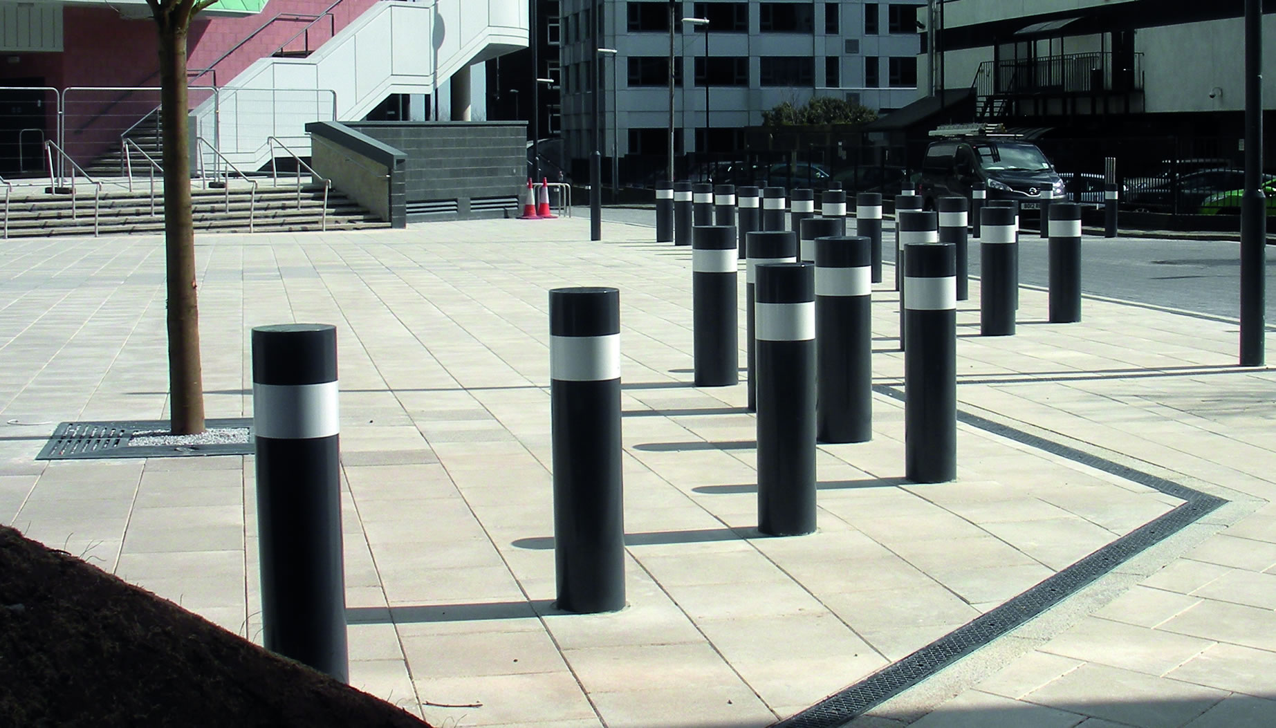 What Are Bollards? Types, Uses, And Benefits - Techcrums